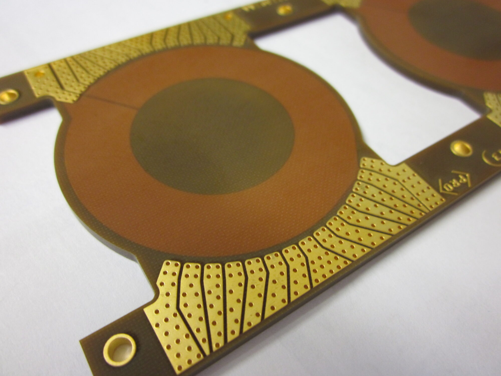 Custom PCBs - Protecno